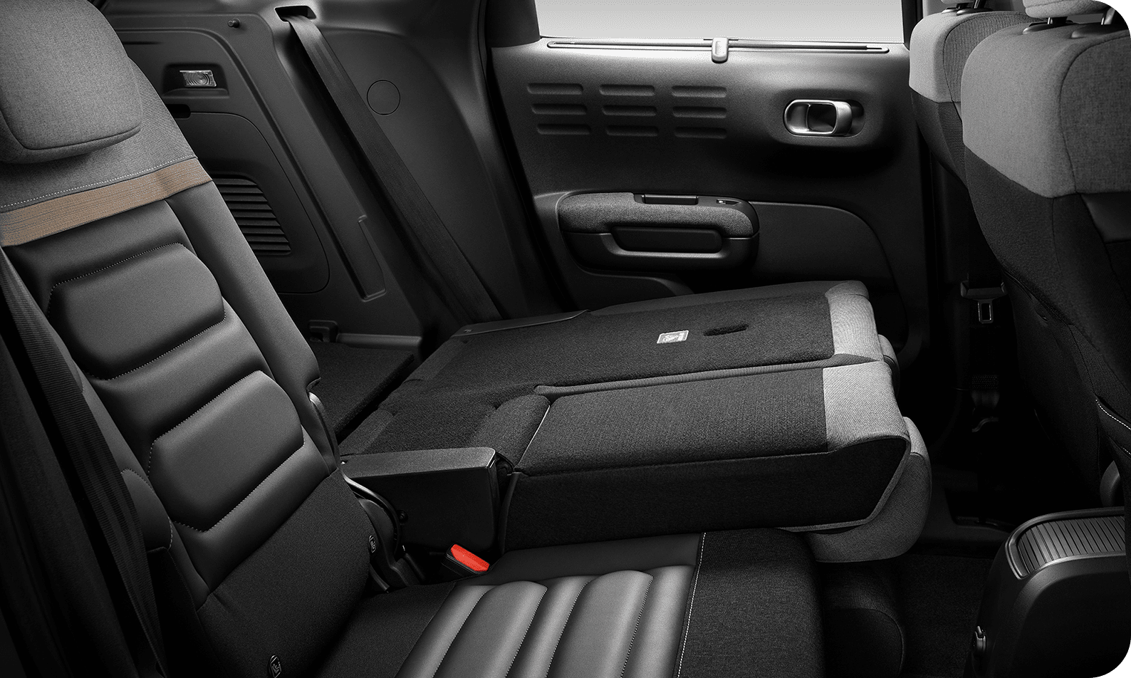 CITROËN C3 AIRCROSS SUV スペシャルサイト | シトロエン公式サイト